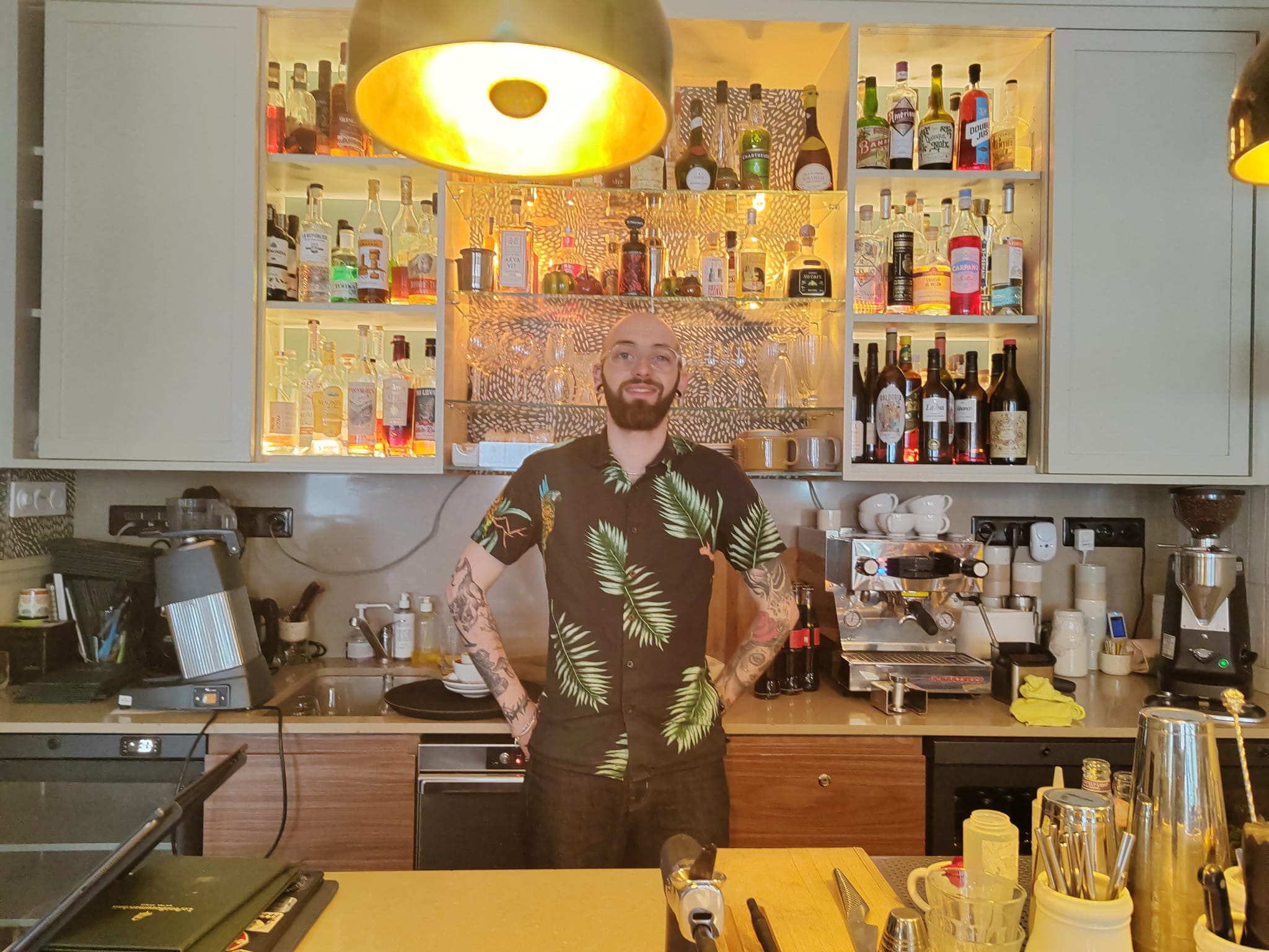 A Paris, le bar de l’hôtel Le Petit Beaumarchais passe à l’heure d’été