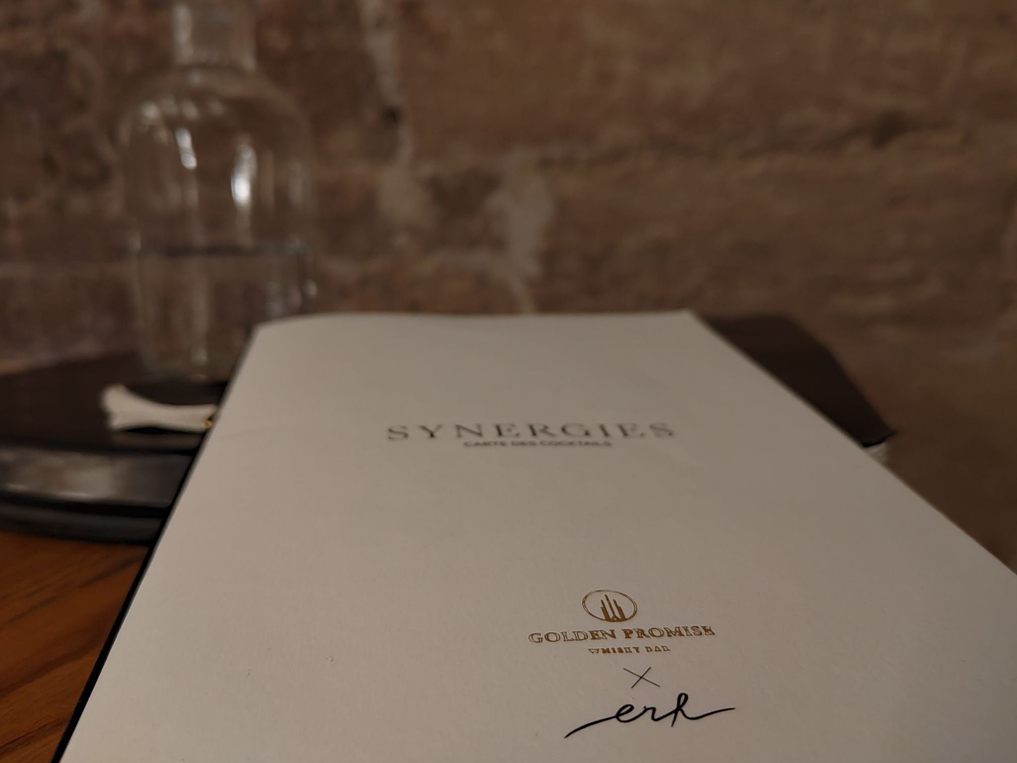 Cocktail Bar in Paris: a must-try food pairing menu at the Golden ...